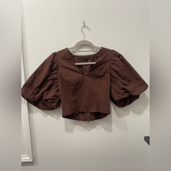 Tops | Super Cute Brown Top | Poshmark